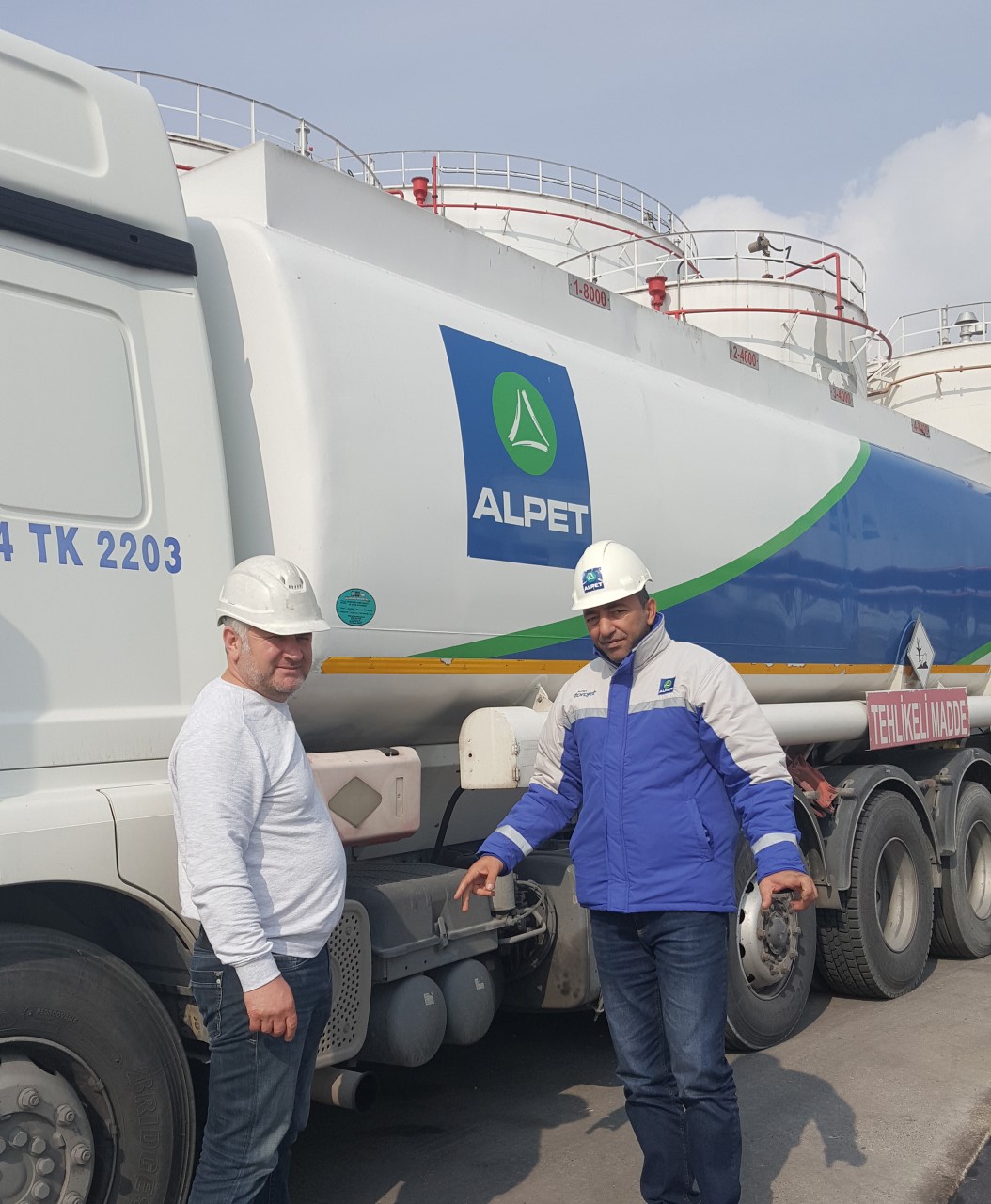 Alpet, tanker sürücülerini güvenli sürüş konusunda bilgilendirdi ...